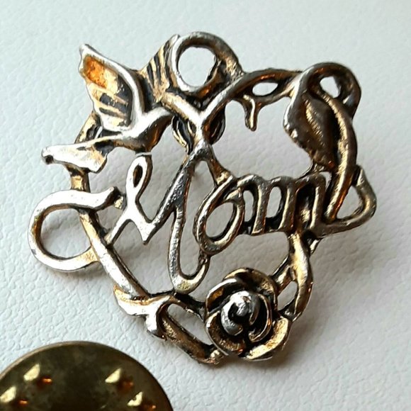 Source Unknown | Jewelry | Ornate Gold Tone Mom Heart Lapel Pin | Poshmark